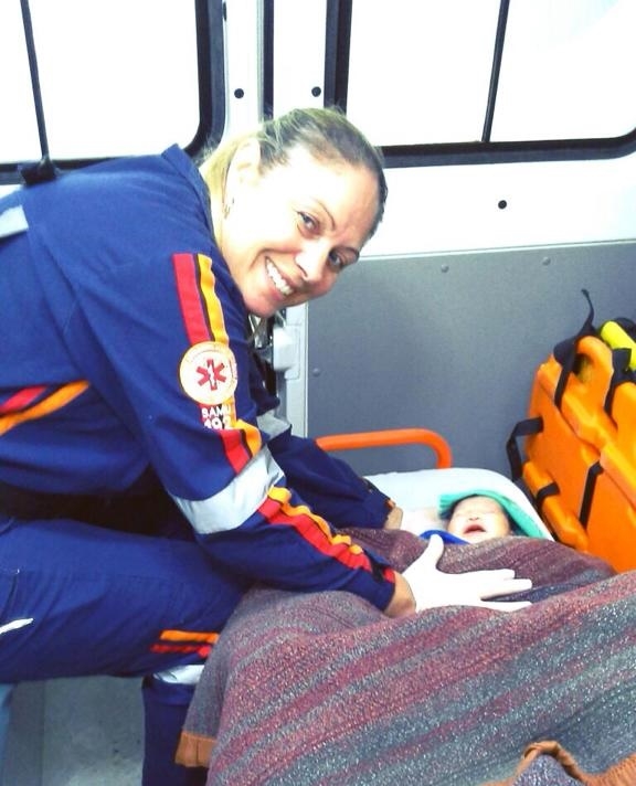 Laura chegou ao mundo com fortes emoções: nasceu dentro de ambulância ...